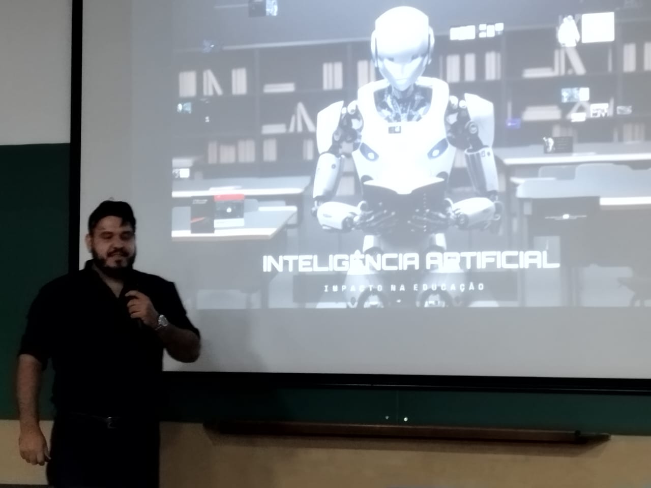 Palestra "Inteligência Artificial na Educação" marca a aula inaugural ...